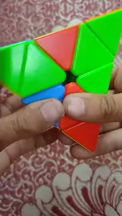 how to make checkerboard pattern in pyraminx - YouTube