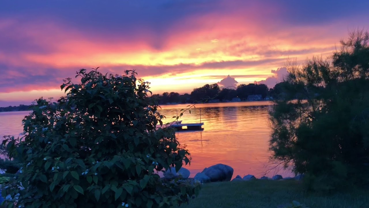 Beautiful sunset 8/2/2018 in Winona Lake, Indiana - YouTube