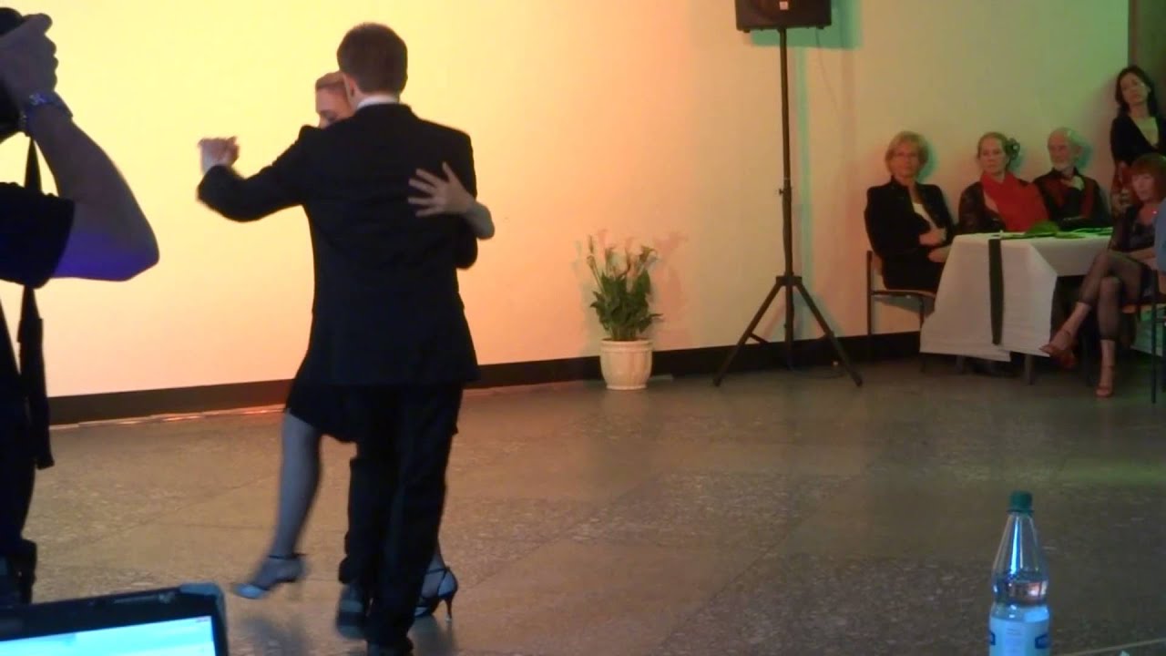 Martin Tango - YouTube