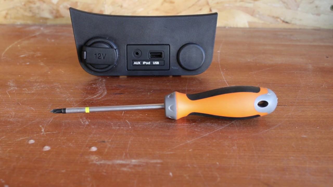 Kia Picanto 2014 aux and usb install - YouTube