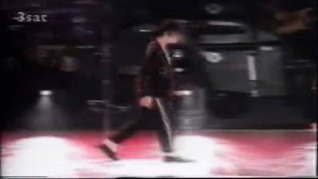 Michael Jackson's Famous Dance moves Part 1 - YouTube