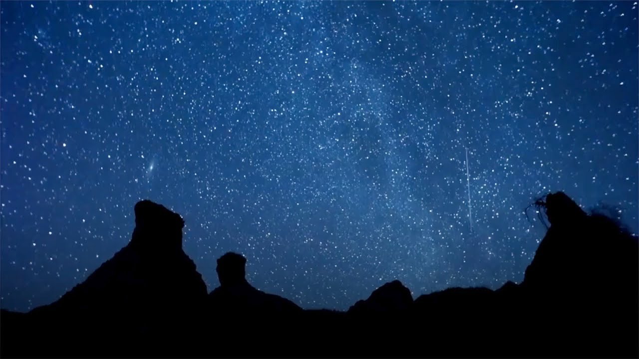 Geminid meteor shower lights up northeast China sky - YouTube