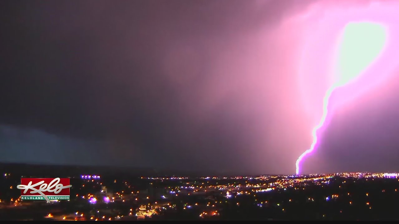 Lightning show in Montana - YouTube