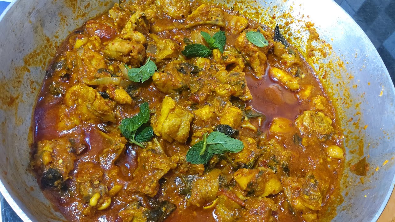 tasty hyderabady spicy chicken curry .||telangana style chicken curry ...