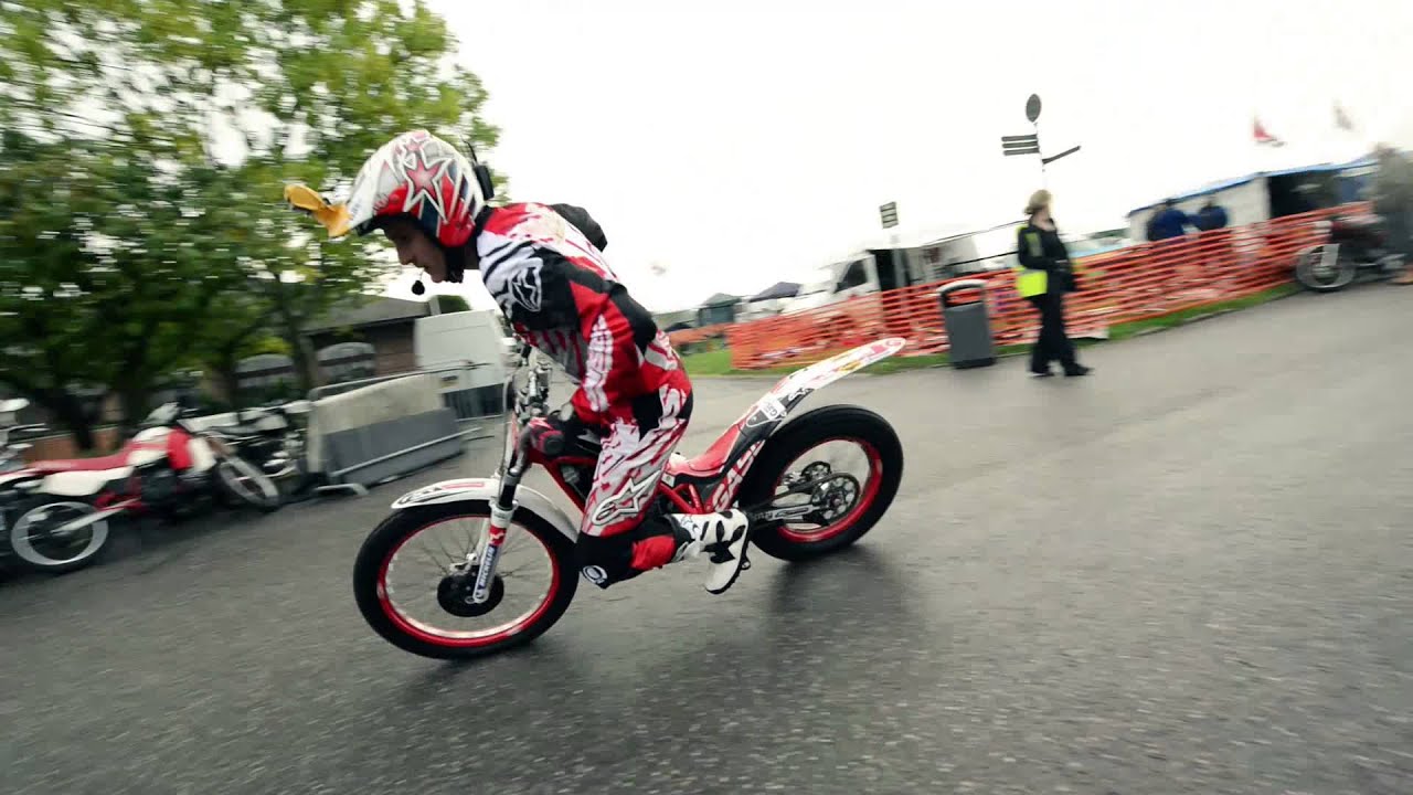 classicbikeshows: Steve Colley Preview Stafford Oct 2013 - YouTube