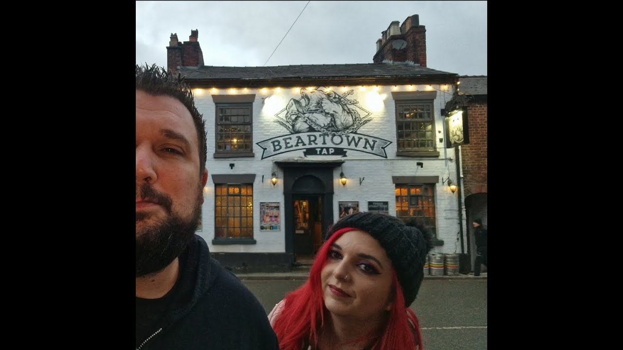 Can you have a good night out in... Congleton? - YouTube