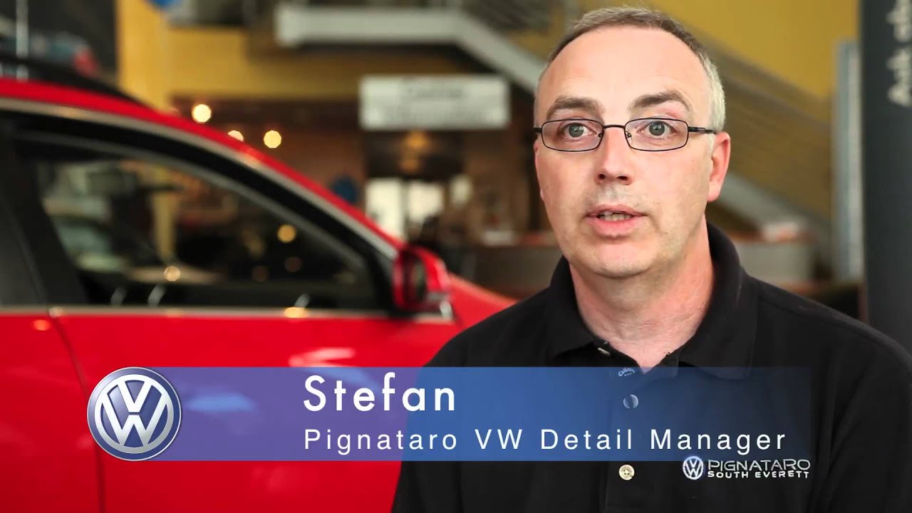 Volkswagen Touareg compared to a Nissan Pathfinder at Pignataro Everett ...