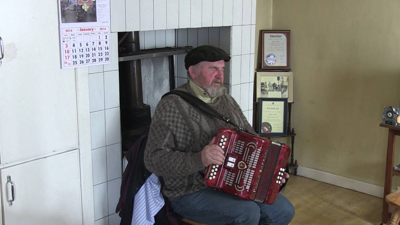 Interview : Paddy Joe Tighe / Paddy Joe Tighe ; Jackie Small - YouTube