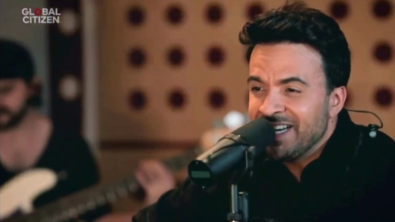 Luis Fonsi - No Me Doy Por Vencido live One World Together At Home # ...
