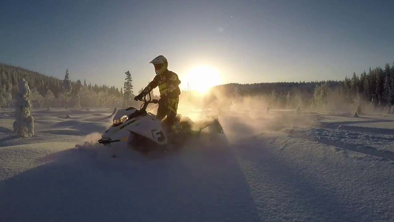 Freeride 850 in backcountry with Boondocker 850 - YouTube