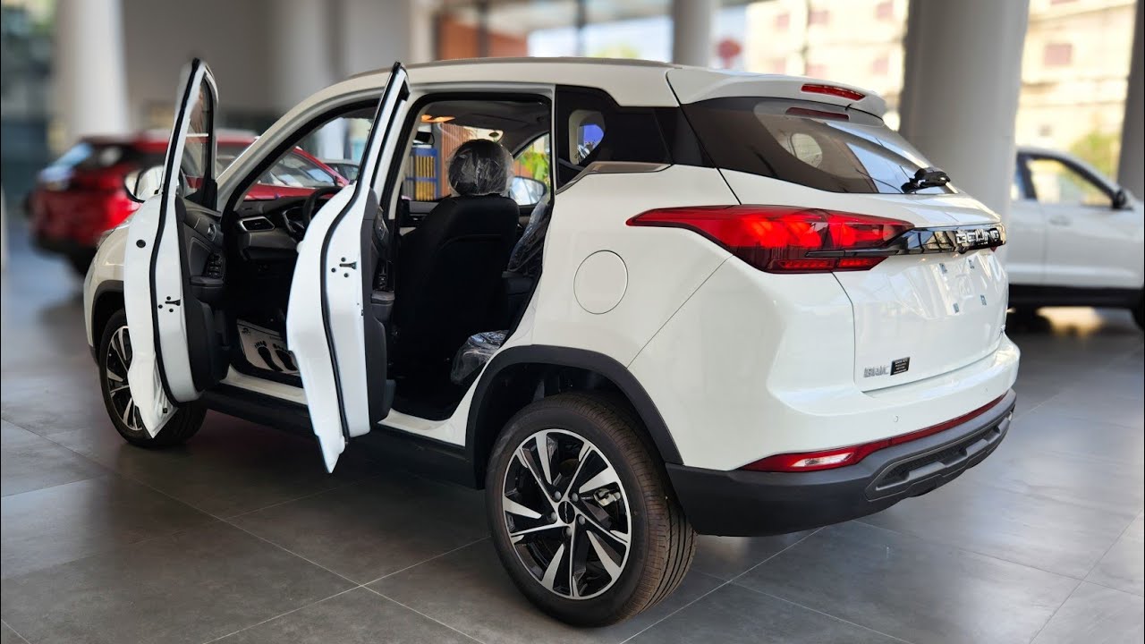 2024 BAIC X3 Beautiful Family SUV | In-depth Walkaround - YouTube