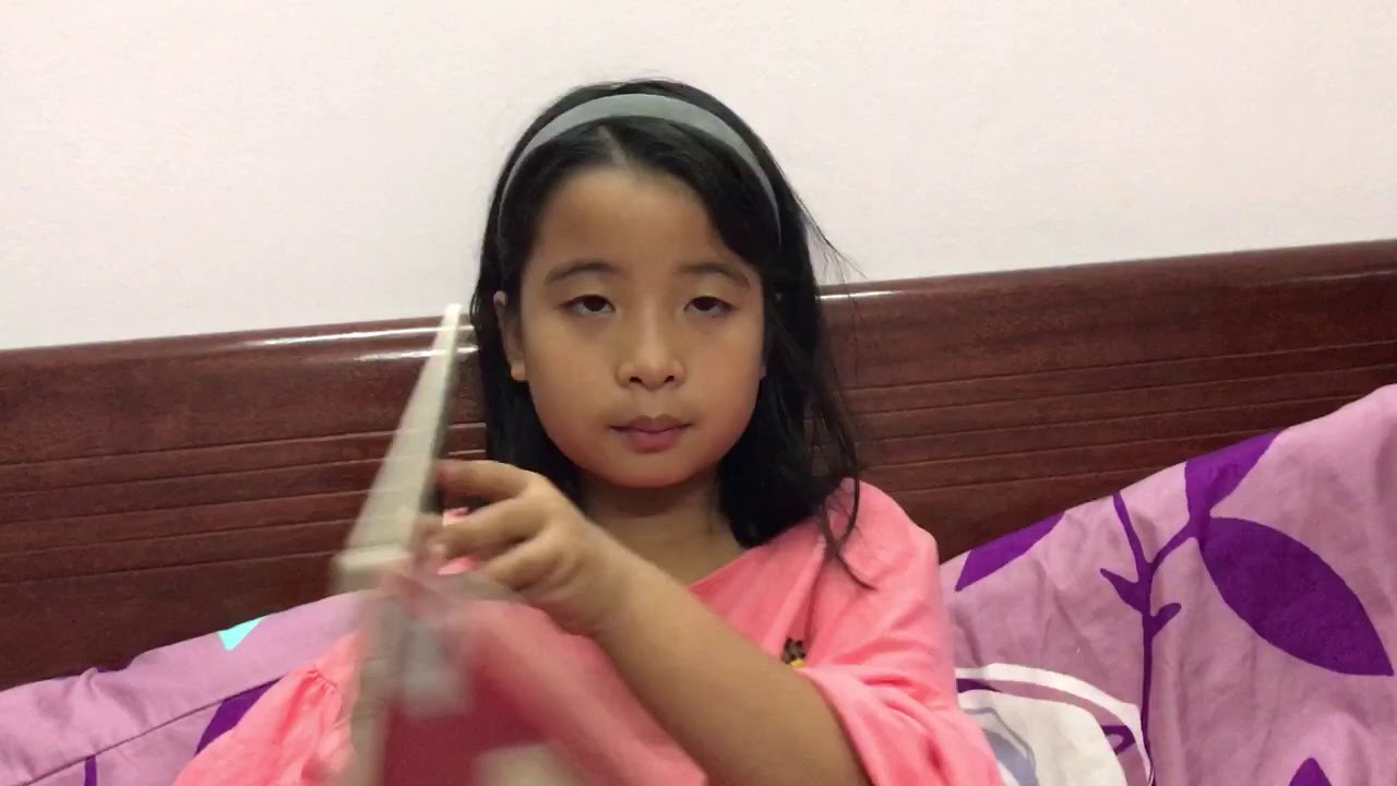 Gina Sabayon détective (lu par Léa) - YouTube