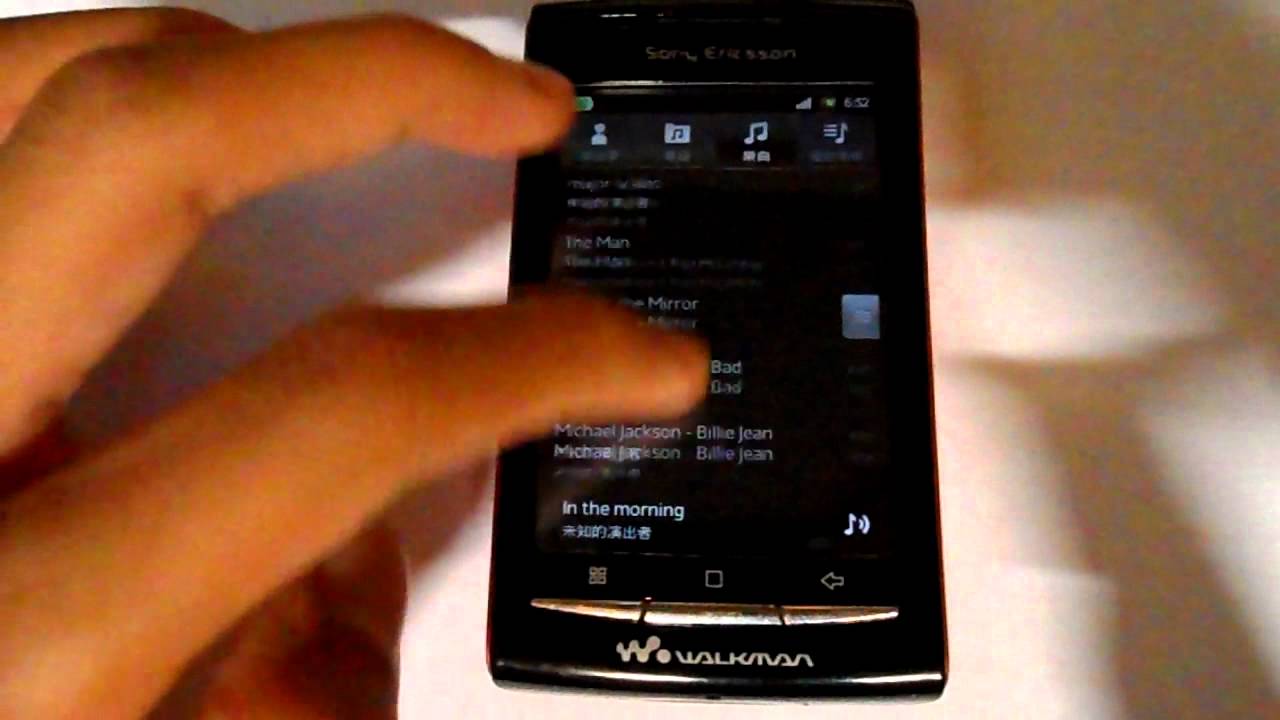 Sony Ericsson W8 Android 2.3.7 with Xperia s launcher ( MultiTouch ...