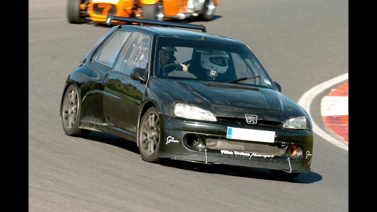 Peugeot 106 Rotrex Supercharger Road test #1 - (2nd gear full RPM ...