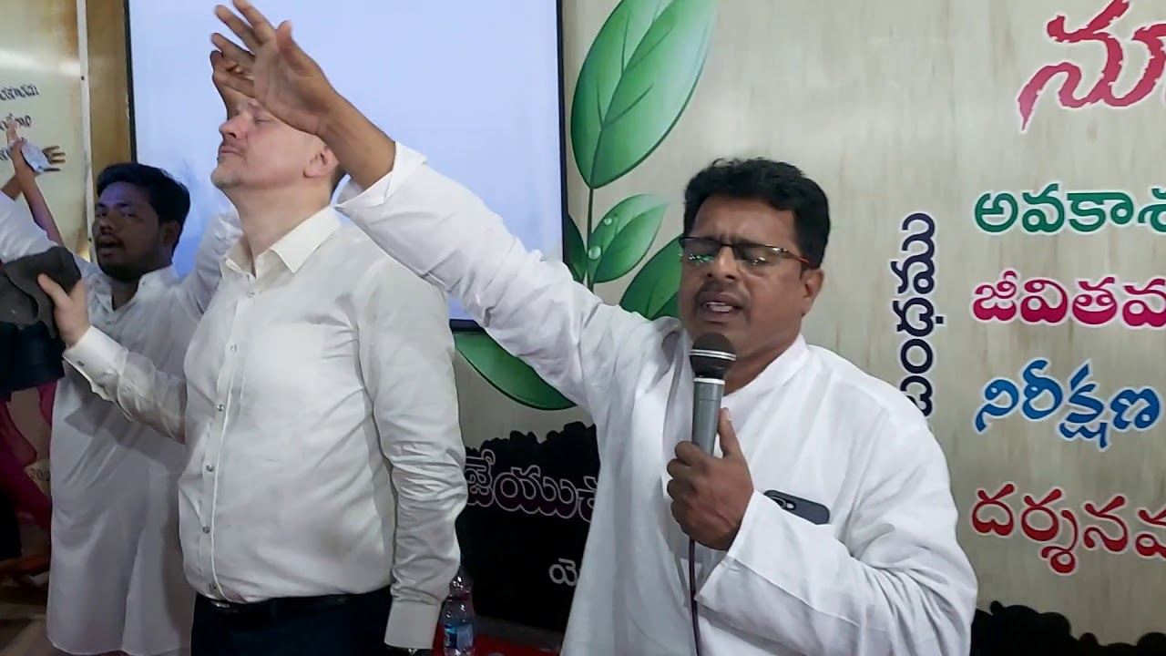 A mighty revival in church - YouTube