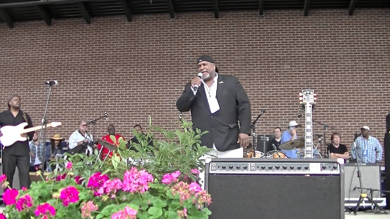 Tony Coleman Tribute To B. B. King - YouTube