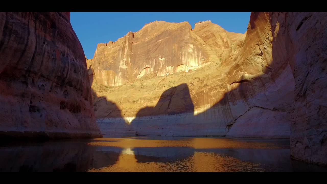 Reflections of Lake Powell (DJI Osmo) - YouTube