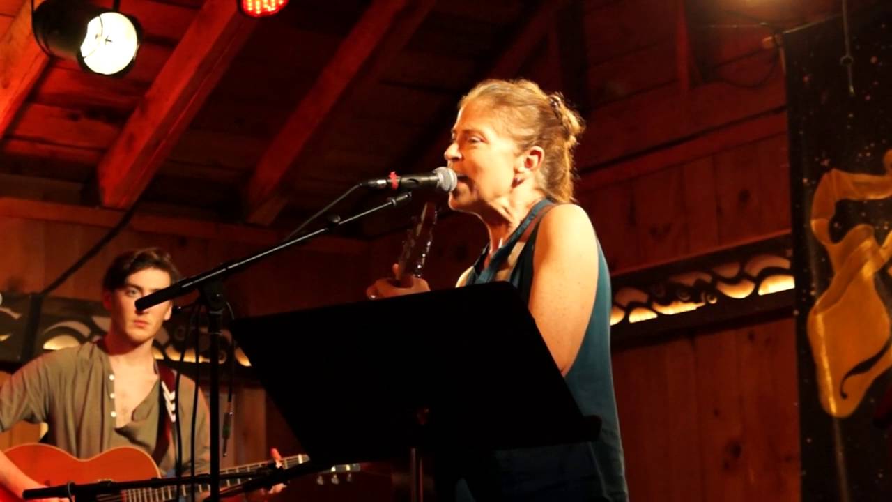 Robin Bach - YouTube