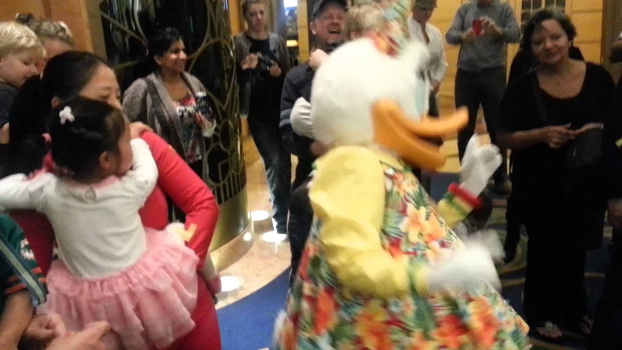 Disney Wonder dancing with characters 2 - YouTube