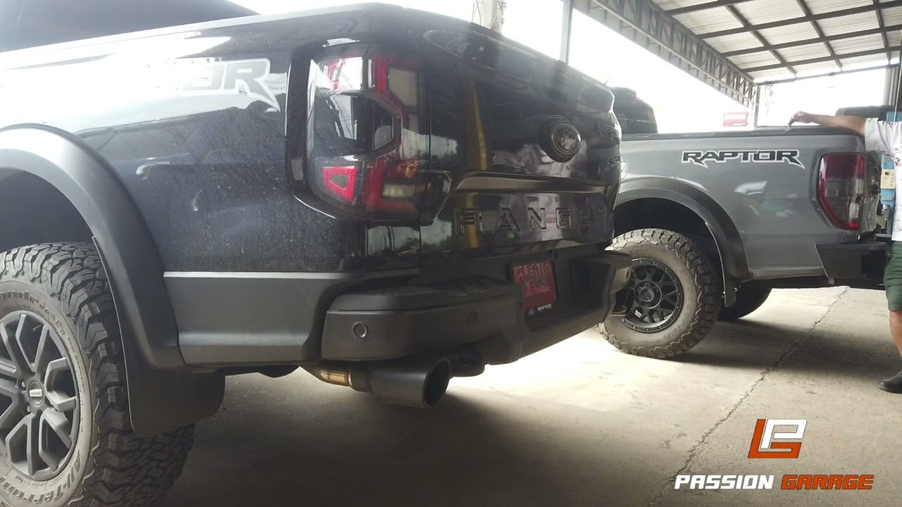 Ford Ranger Raptor 3.0 V6 Ecoboost straight pipe with big exhuast tips ...