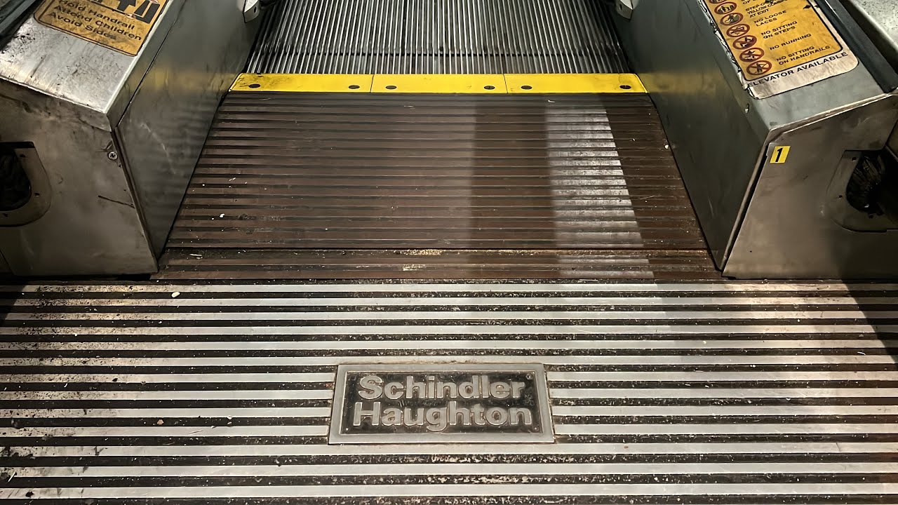 Schindler Haughton Escalators at the Ripley Center, Washington DC - YouTube