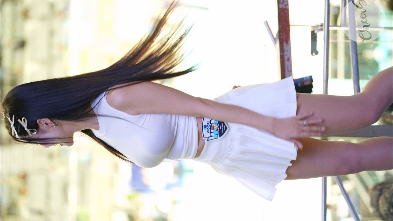 김태린 치어리더 직캠 Kim Tae-Rin cheerleader 우리카드 241212 |4K - YouTube