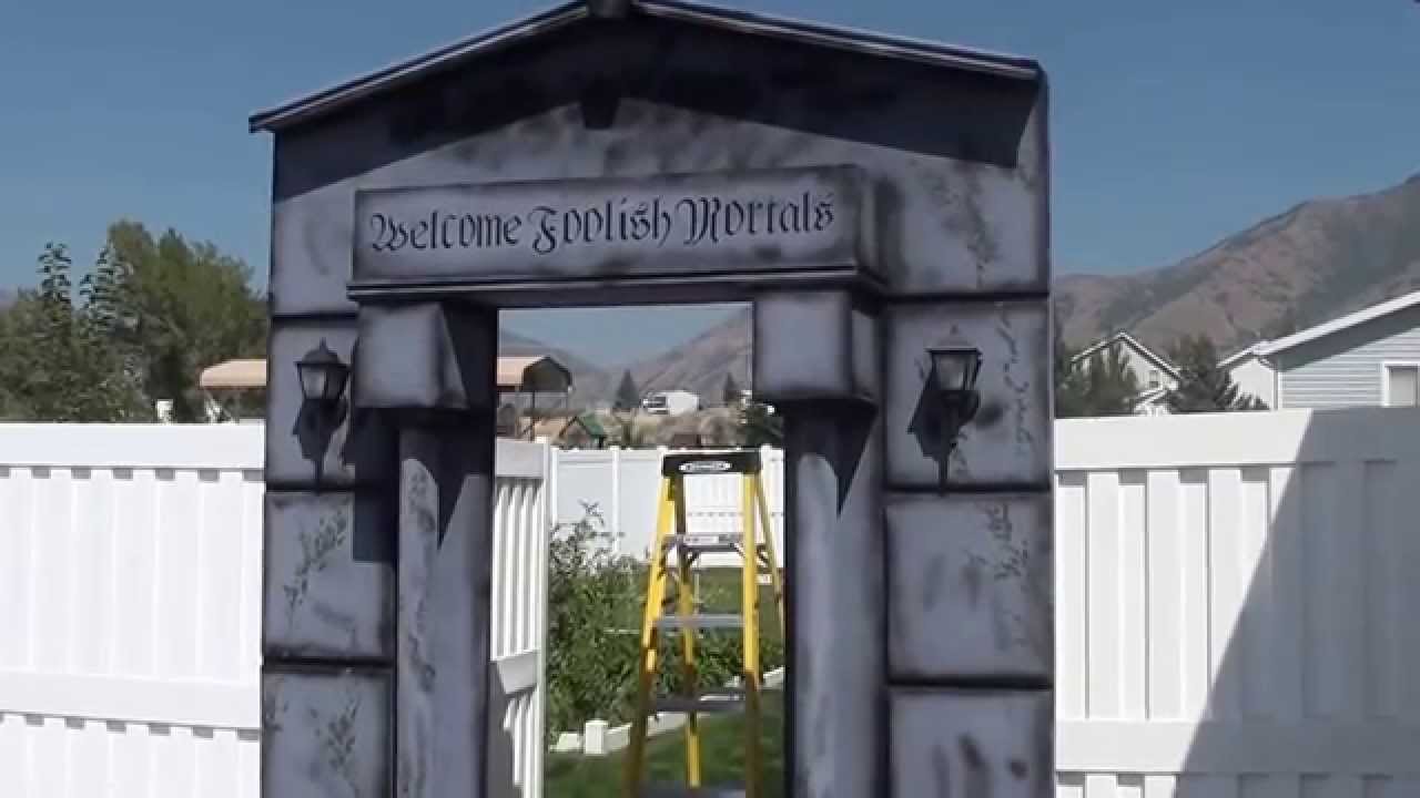 Halloween Haunt Crypt Entrance - YouTube