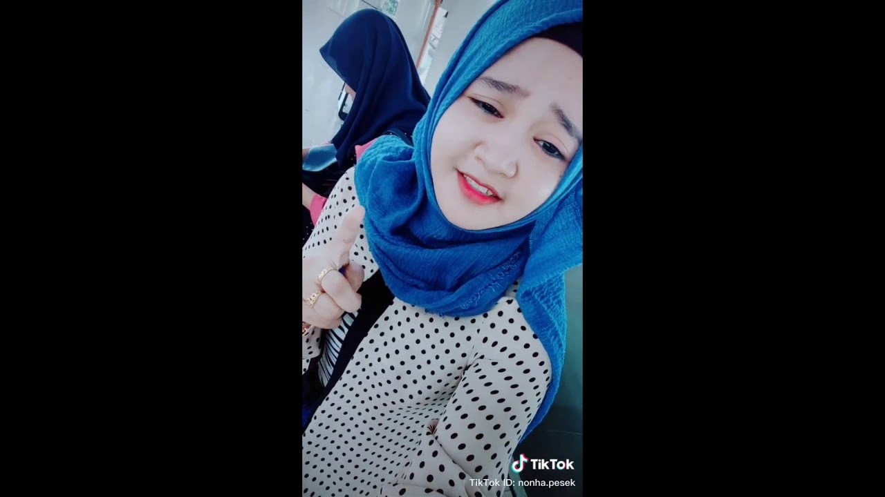 Kumpulan wanita Cantik Di tik tok - YouTube