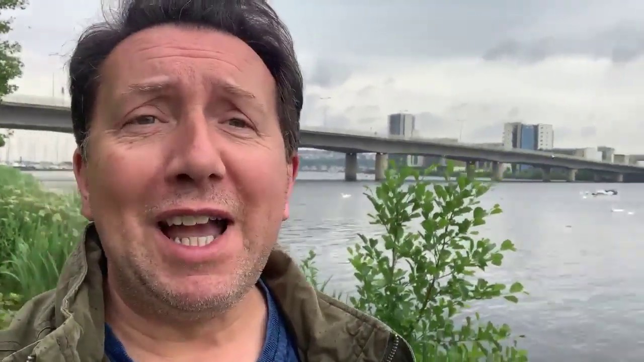 Dr Rhys Jones one of our patrons from 'Rhys to the rescue' thanking our ...