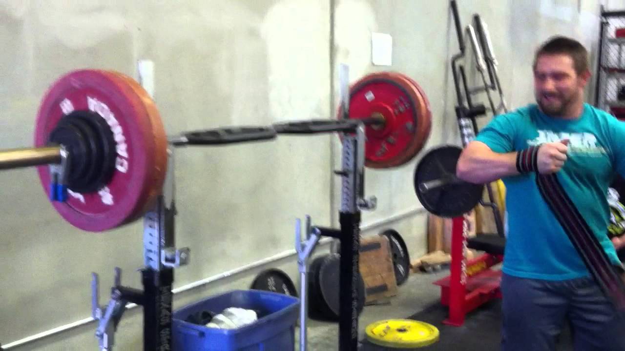 260lbs strict press (football bar) - YouTube