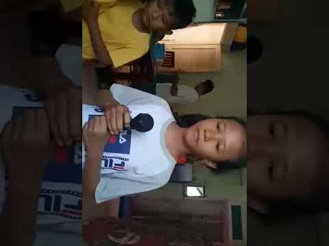 Bocah 12thn nyanyi  kemarin