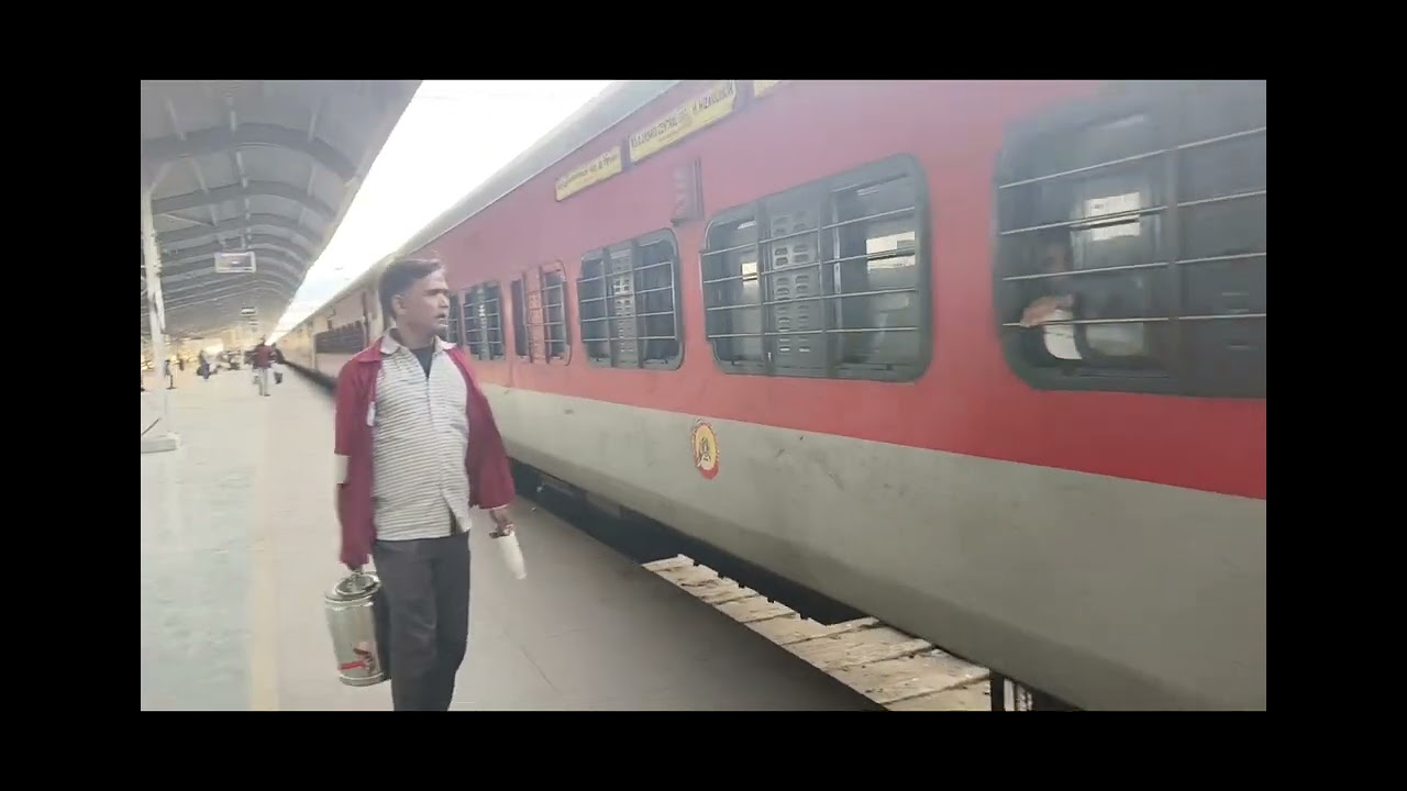 12270 MAS DURONTO EXPRESS 16 hours late arrival Ranikamlapati platform ...