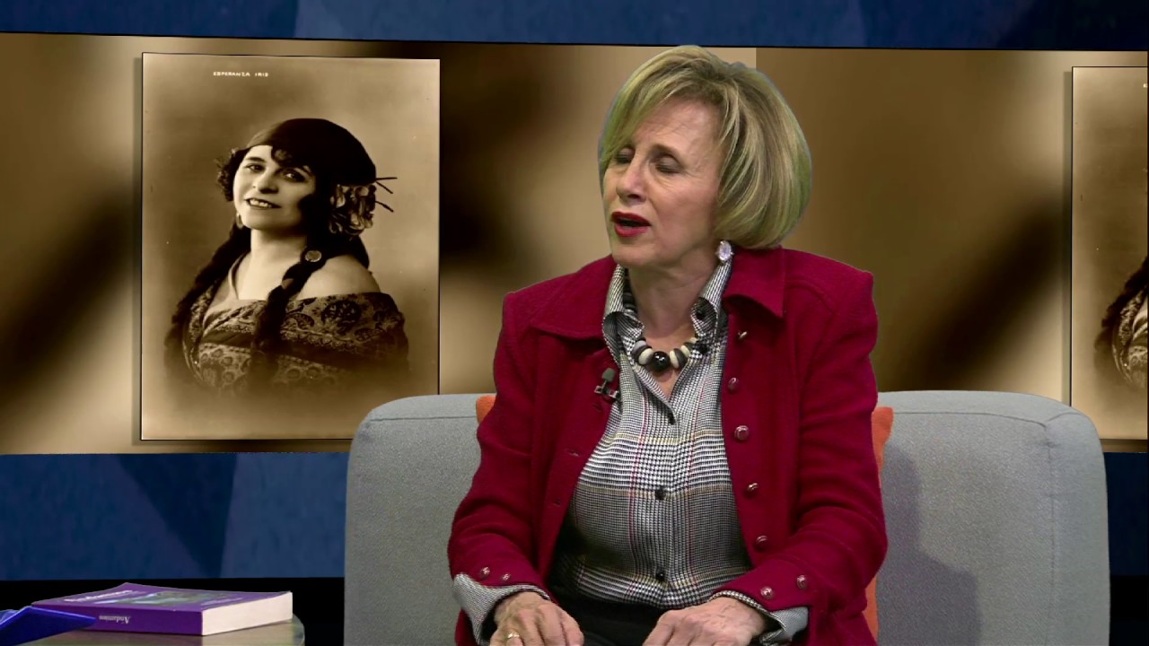 Silvia Cherem nos cuenta la historia de "Esperanza Iris" - YouTube