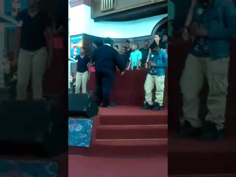 youth Praise team singing and Praising God - YouTube