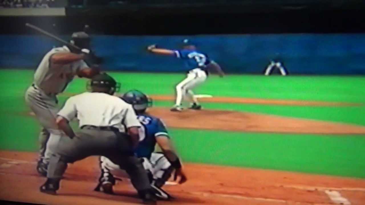 Bo Jackson Hit Robbed By Roberto Alomar! - YouTube