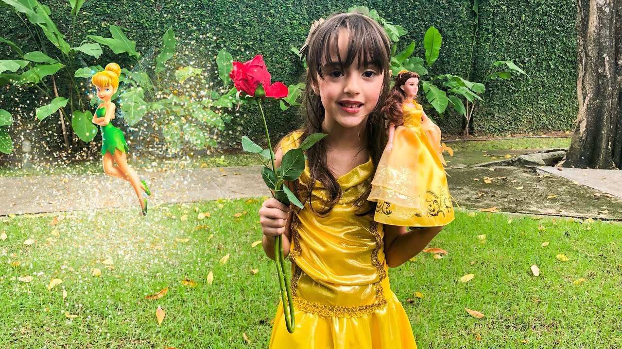 Bela se transforma em uma princesa Disney - BELA E A FERA - Historinha ...