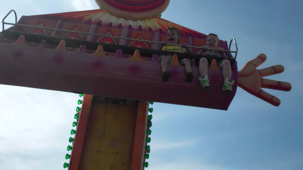 Junior on Jumpin' Jack Ride - YouTube