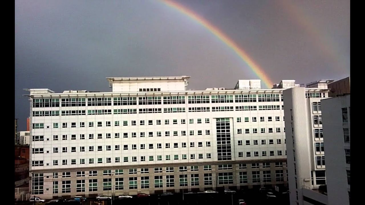 Huge double rainbow over Manchester - YouTube