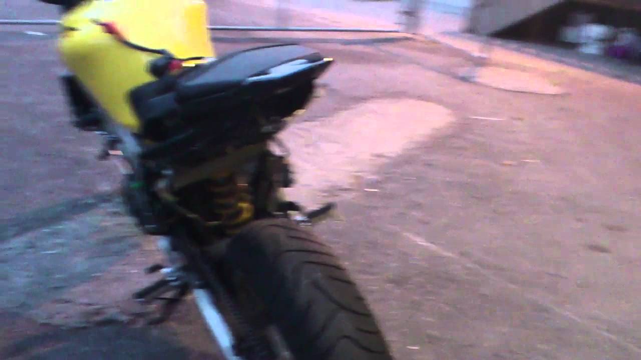vtr streetfighter with 07 r6 tail - YouTube