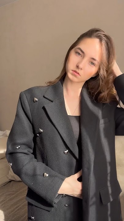 Трендовый пиджак с сердечками🖤 #тренды #outfit #streetstyle #shorts # ...