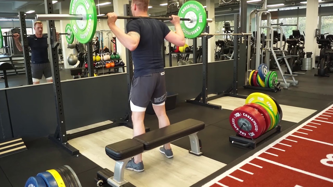 Barbell bench assisted squats - YouTube