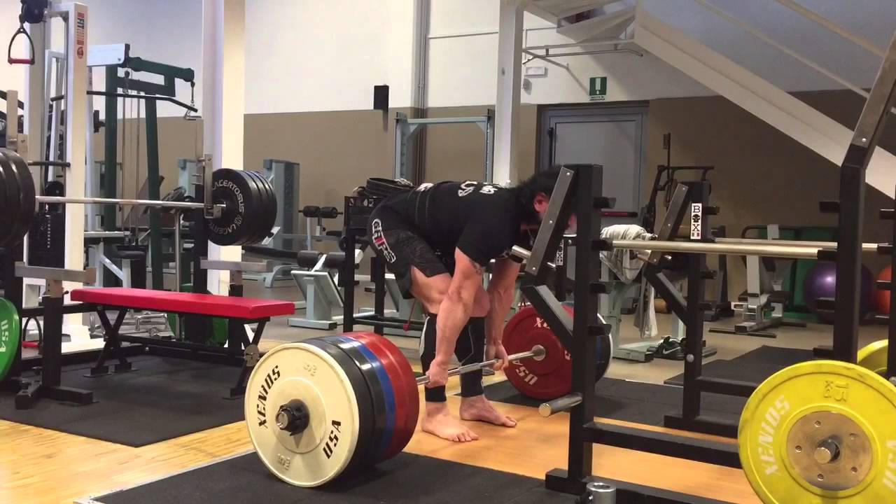 Playing with heavy stuff in training... again! - YouTube