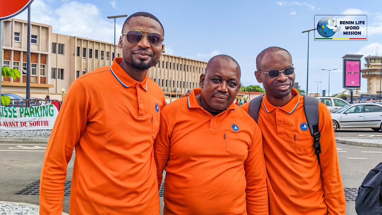 INTERVIEW EQUIPE MISSIONNAIRE - YouTube