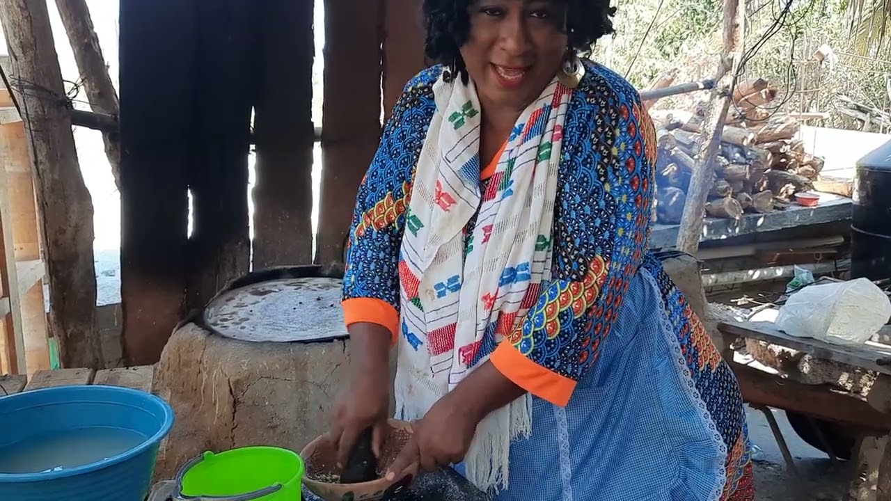 castula mariche y su salsa de ciruelas - YouTube