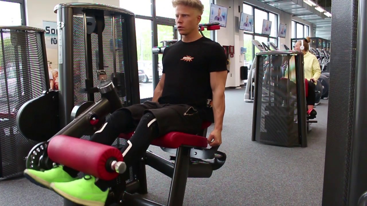 Beinstrecker - Training der Oberschenkelmuskulatur - YouTube