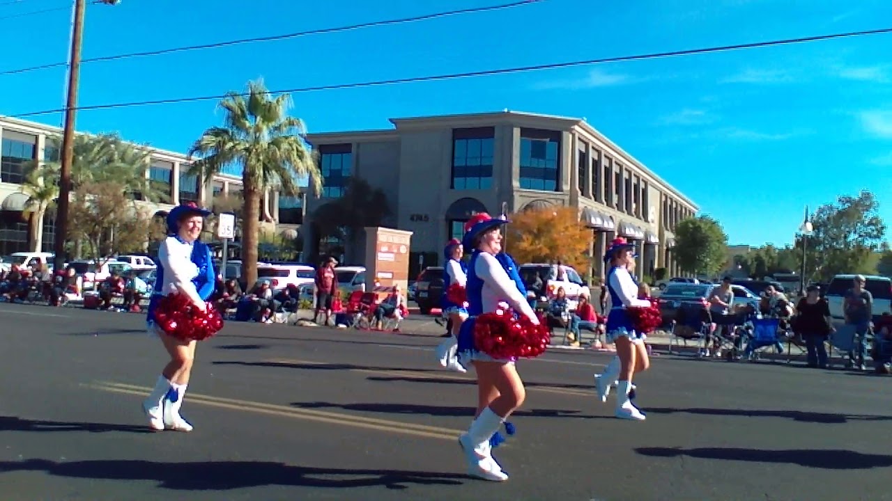Sun City Poms - Fiesta Bowl Parade -12-30-17_4 - YouTube
