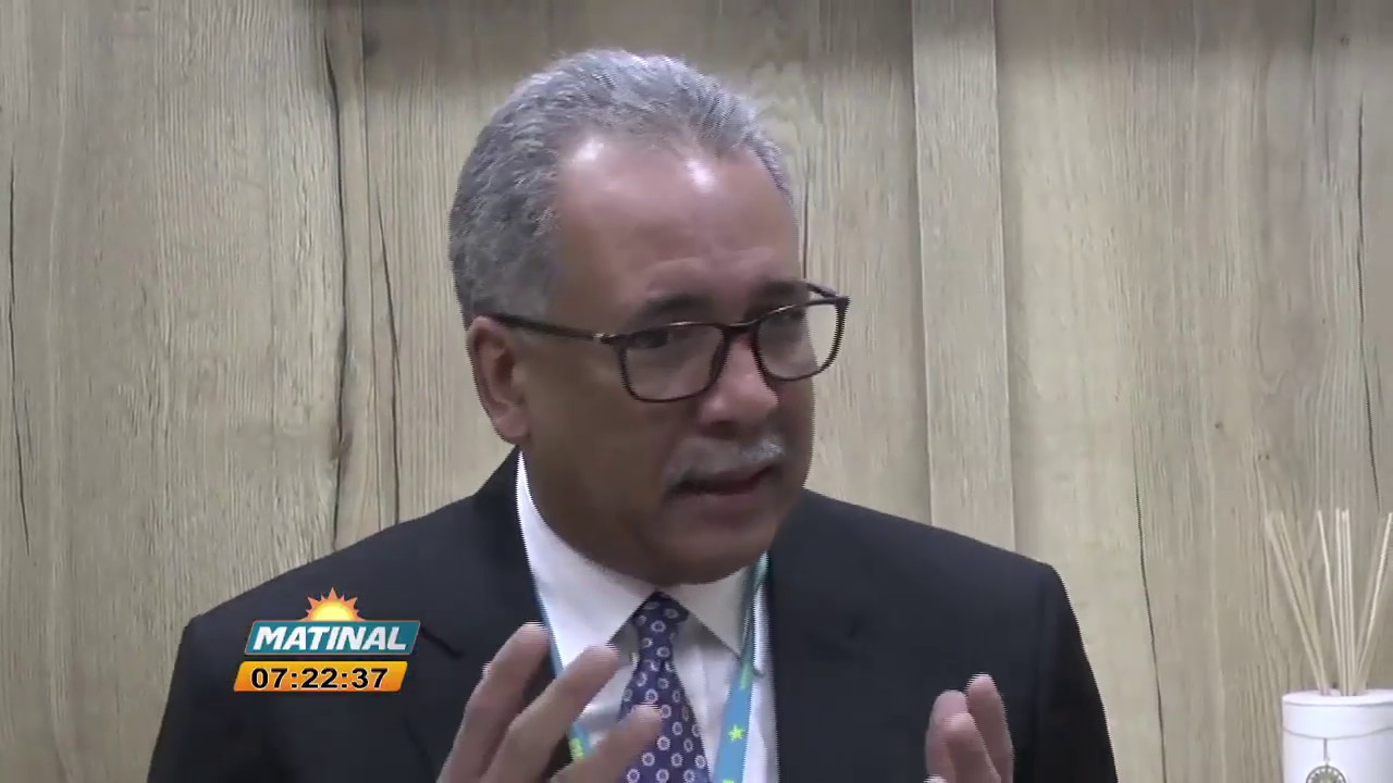 SIMON LIZARDO ADMINISTRADOR DEL BANRESERVAS DESDE FITUR : MADRID - YouTube