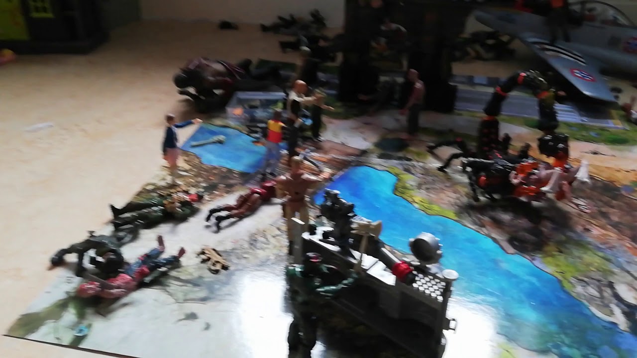 Zombies taking over the city - YouTube