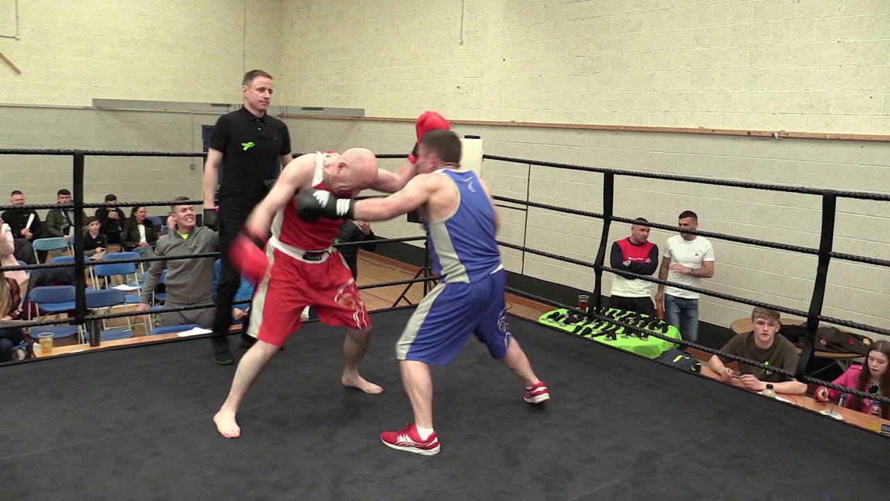 Brian Mitchell vs Alan Sievewright - YouTube