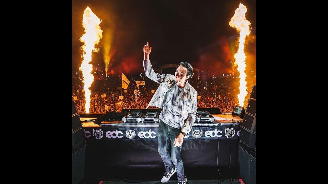 U2 - Atomic City (Tiësto Remix) - YouTube